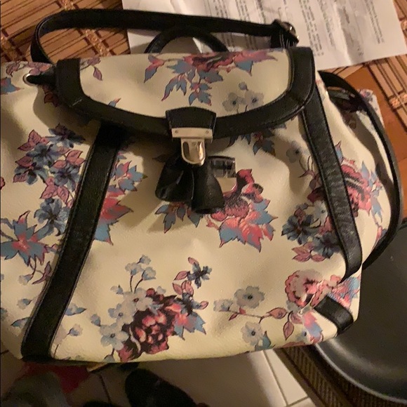 Kensie | Bags | Kensie Faux Leather Floral Back Pack | Poshmark